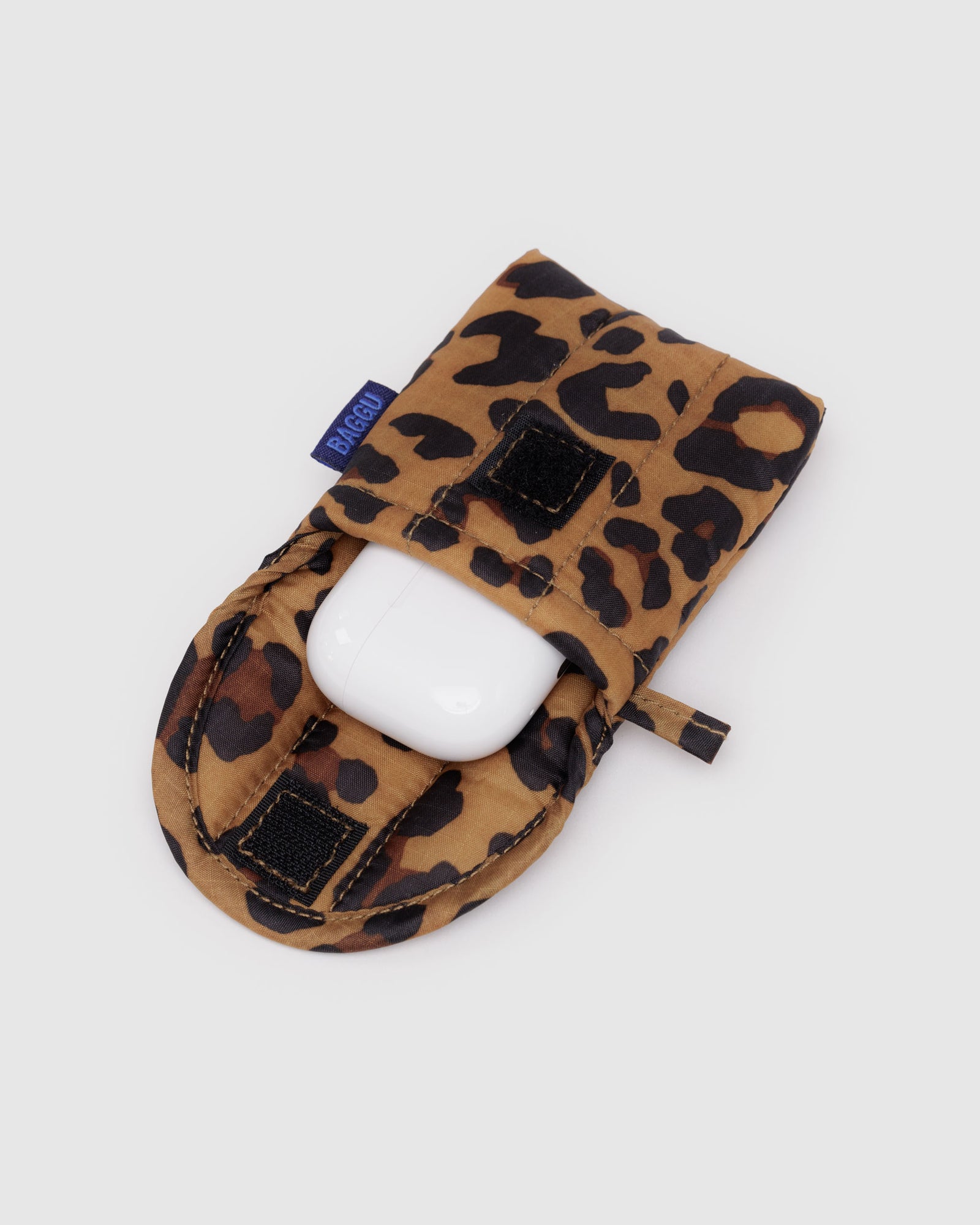 BAGGU Leopard Print Puffy Earbuds Case